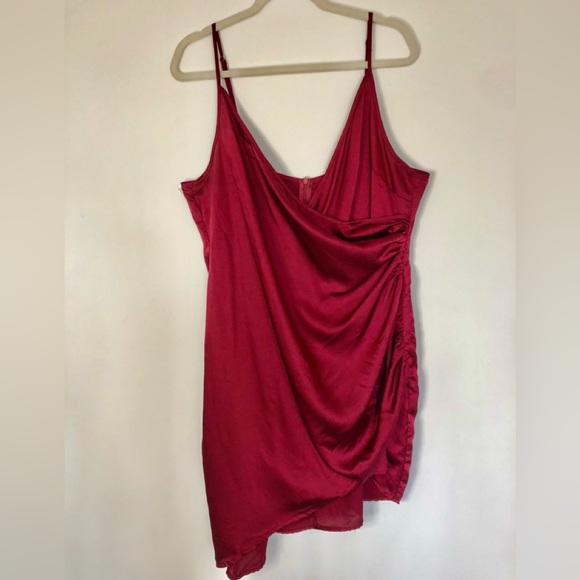 PrettyLittleThing | Dresses | Pretty Little Things Extra Large Mini ...